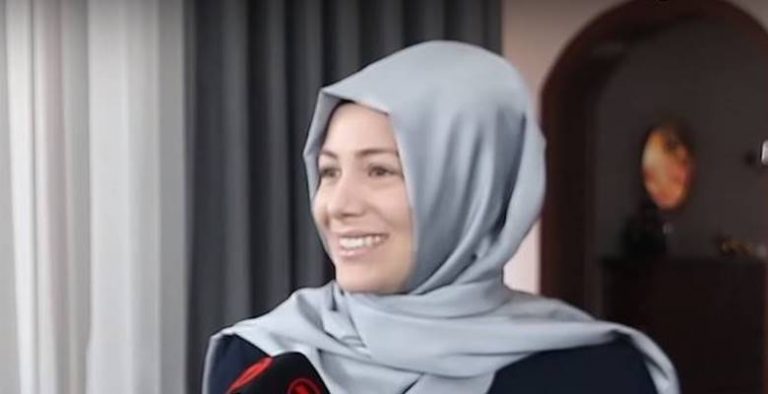 Esra Demirci Çoban kimdir? Nereli, yaşı, eşi? Çoban Gökberk Demirci ...