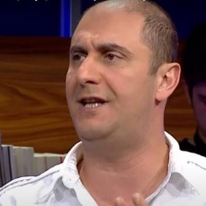 Aşkın Şenol kimdir, nereli, kaç yaşında, boyu, kilosu, eşi, kanser mi ...